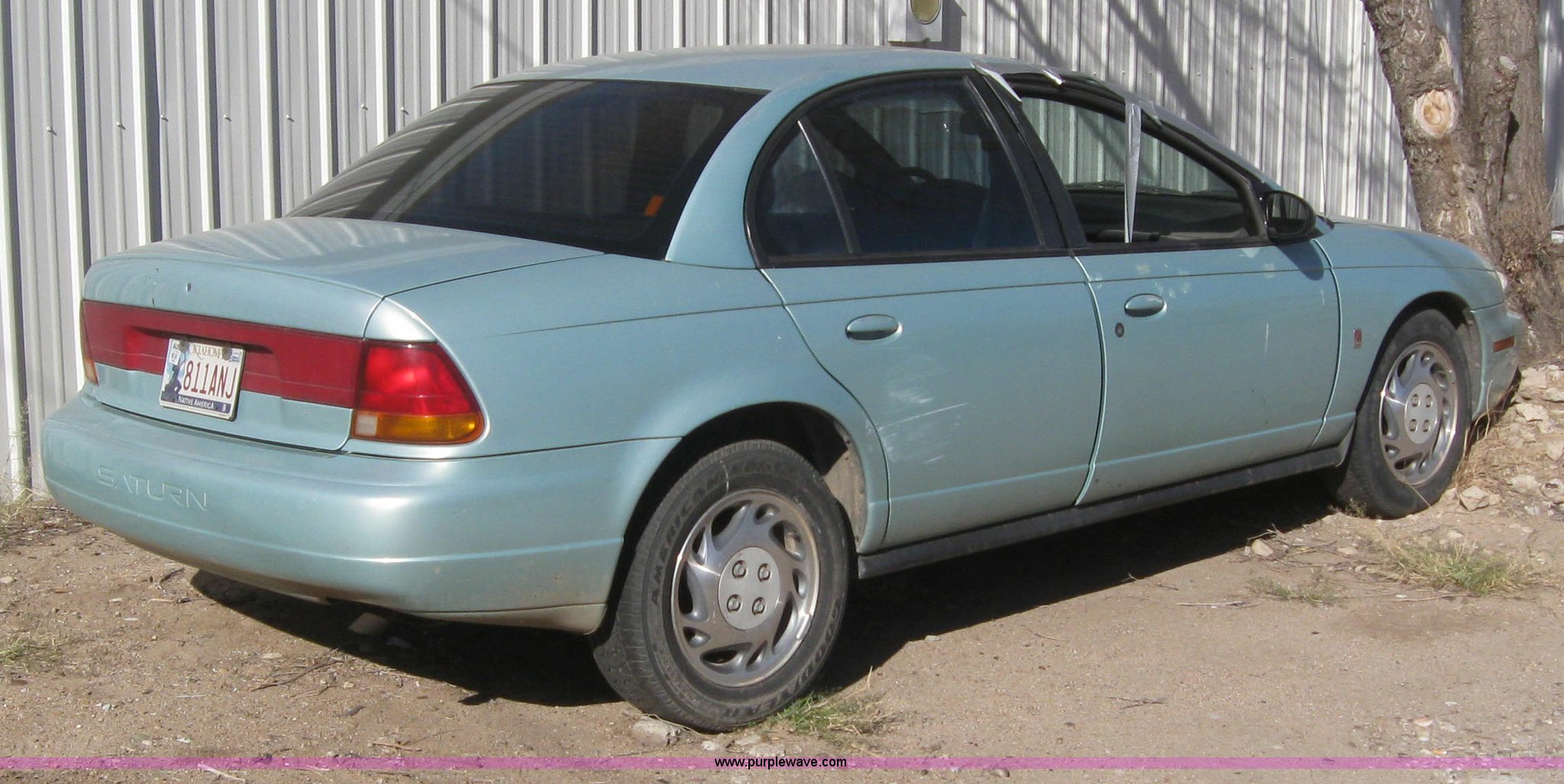 1997 Saturn SL2 in Liberal, KS | Item 3103 sold | Purple Wave