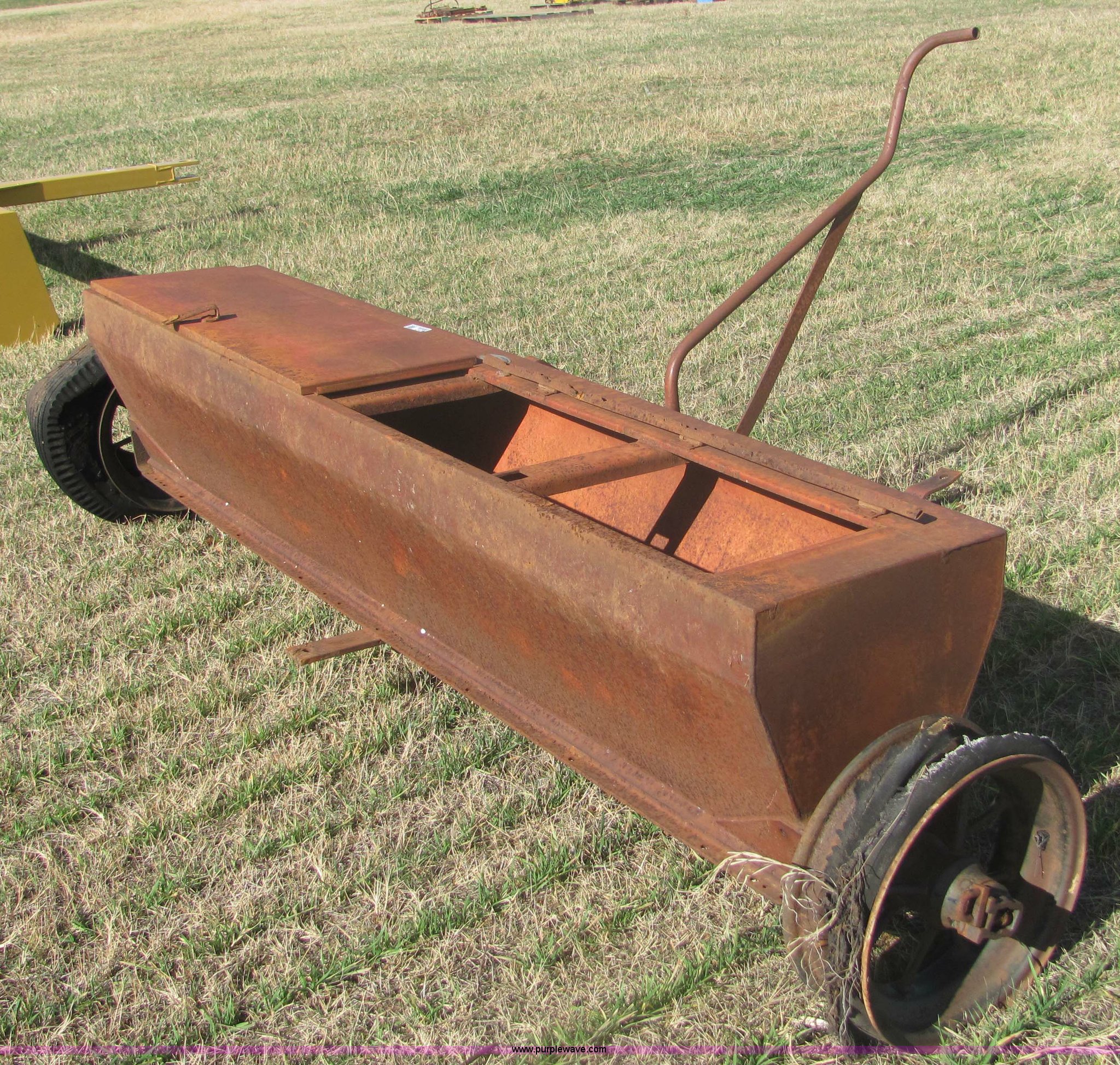 Ezee Flow 8' Native grass seeder in Guthrie, OK | Item 6717 sold ...