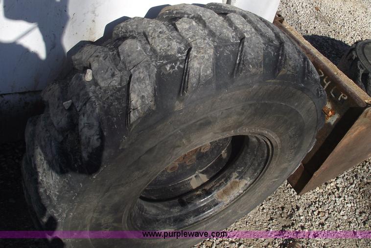 1998 Bobcat 963 skid steer in Harrisonville, MO | Item 5992 sold ...