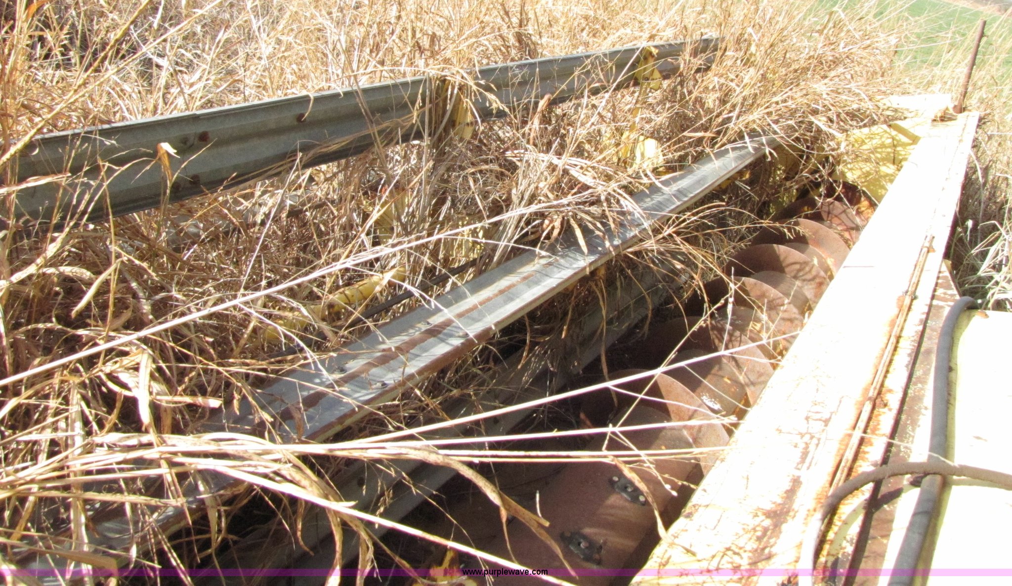 1981 New Holland TR85 combine in Crowell, TX | Item 3505 sold | Purple Wave