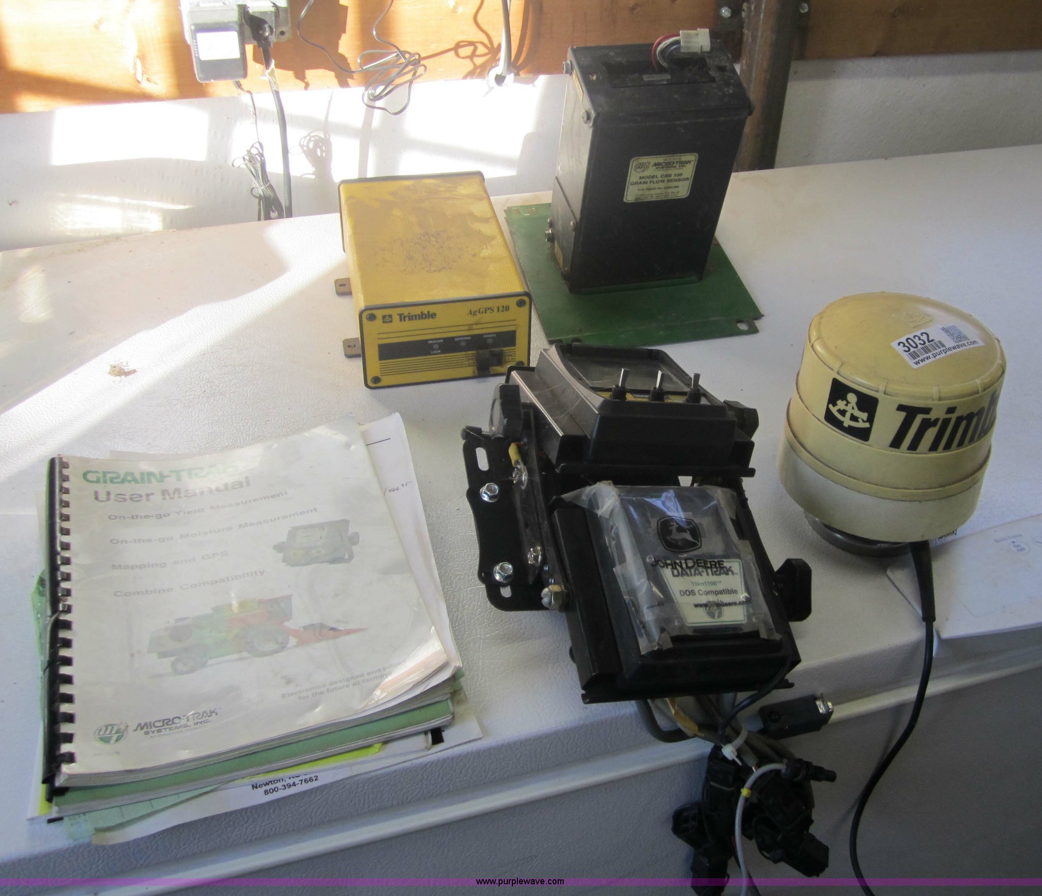 Grain Trac Monitor in Sedgwick, KS | Item 3032 sold | Purple Wave