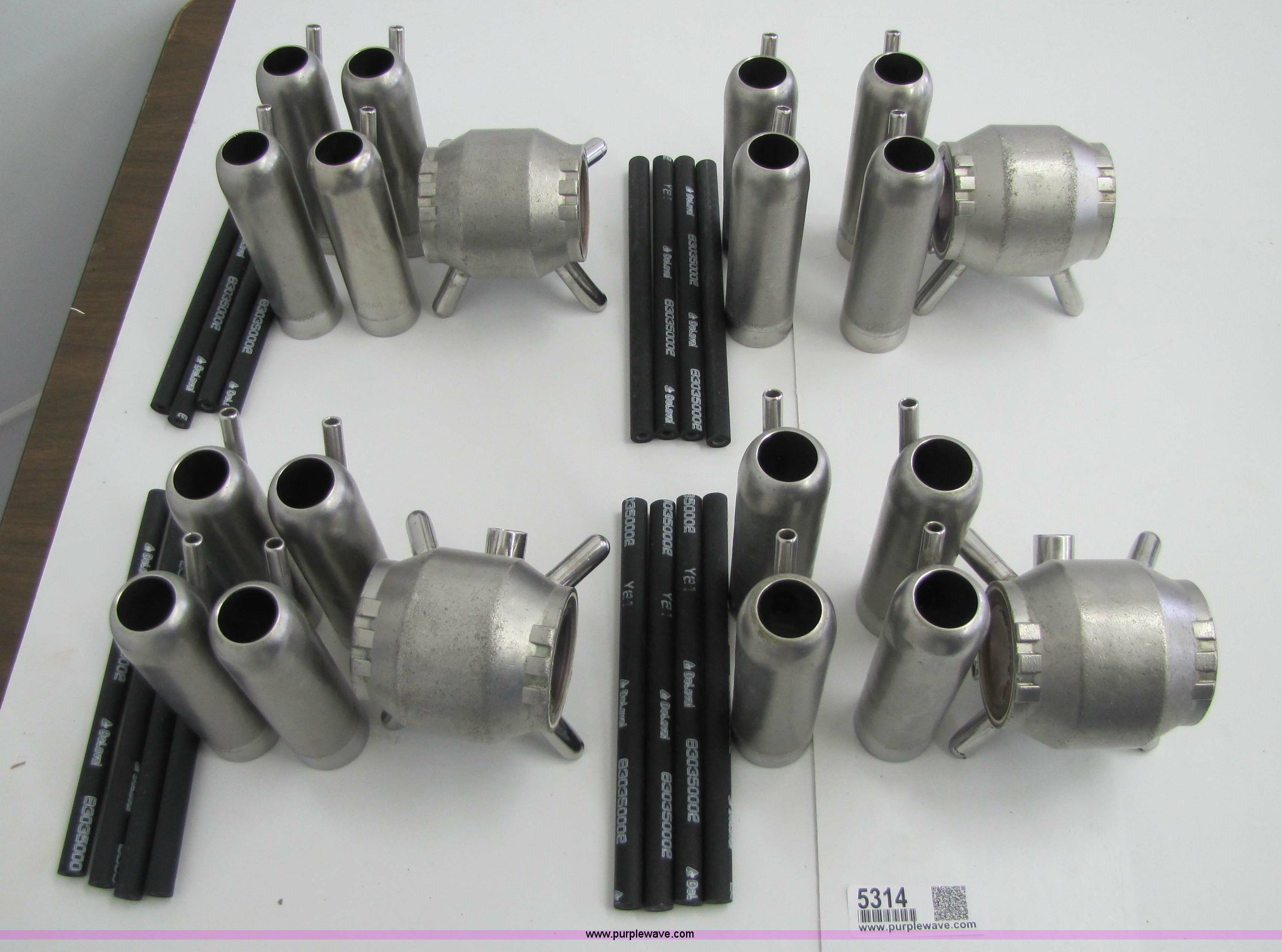 (4) DeLaval barrel claws with shells in Manhattan, KS | Item 5314 sold ...