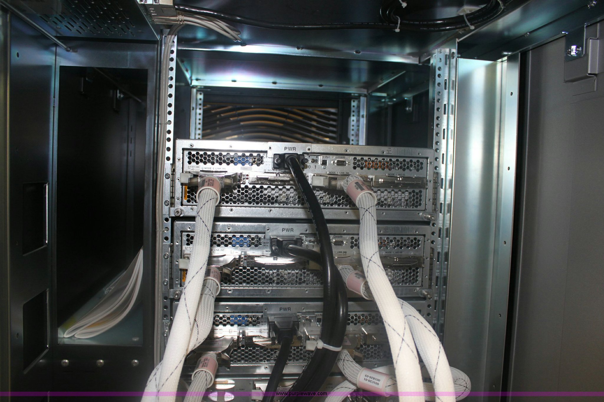 SGI Altix 3700 computer in Wichita, KS | Item 6287 sold | Purple Wave