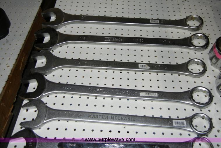14 piece Jumbo wrench set in Spring Hill, KS | Item 2377 sold | Purple Wave