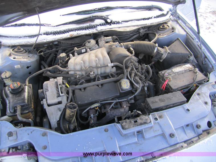 1998 Ford Taurus SE in Dodge City, KS | Item 3309 sold | Purple Wave