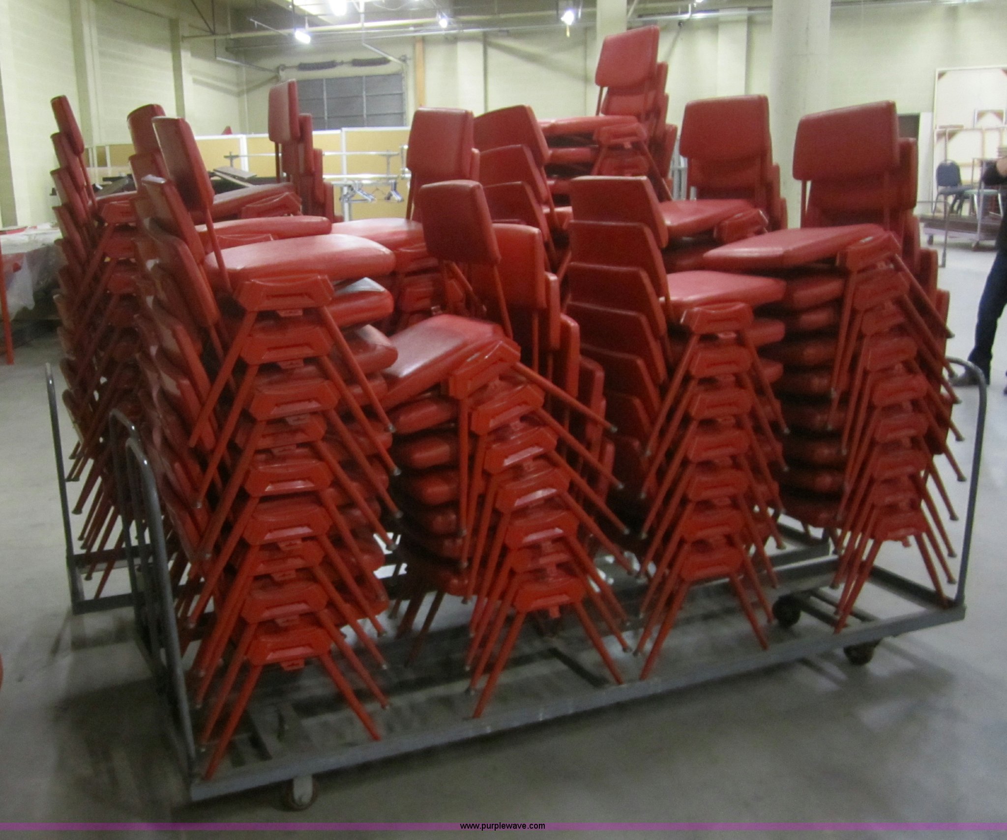 Approximately 104 chairs in Wichita, KS | Item 3243 sold | Purple Wave