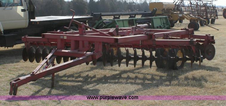 Krause 1054 14' offset disk in Guthrie, OK | Item 6898 sold | Purple Wave