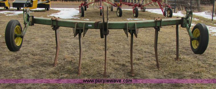 John Deere 60900 subsoiler in Monett, MO | Item 8378 sold | Purple Wave