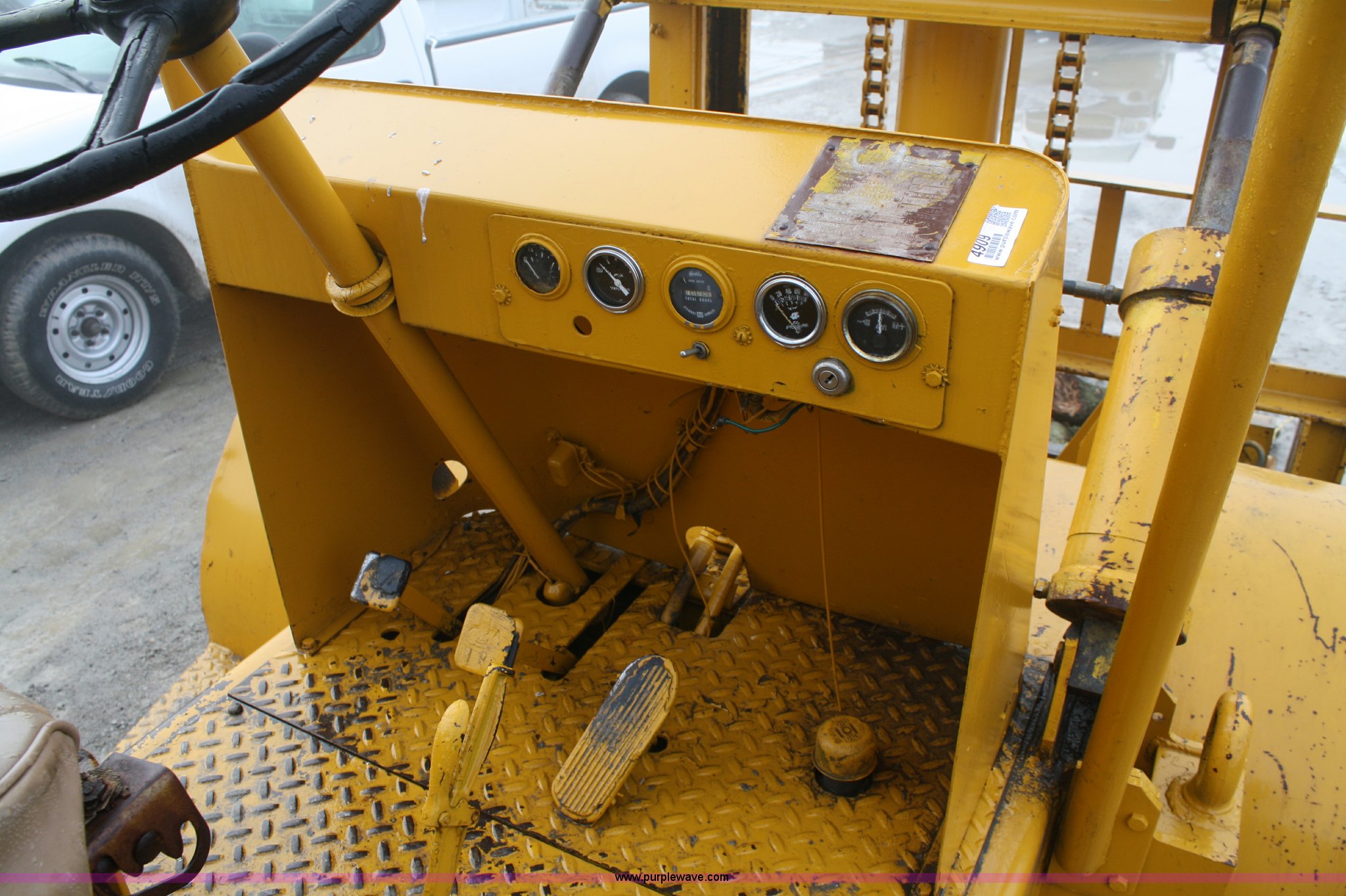 Clark Y150-CRS forklift in Marysville, MO | Item 4909 sold | Purple Wave