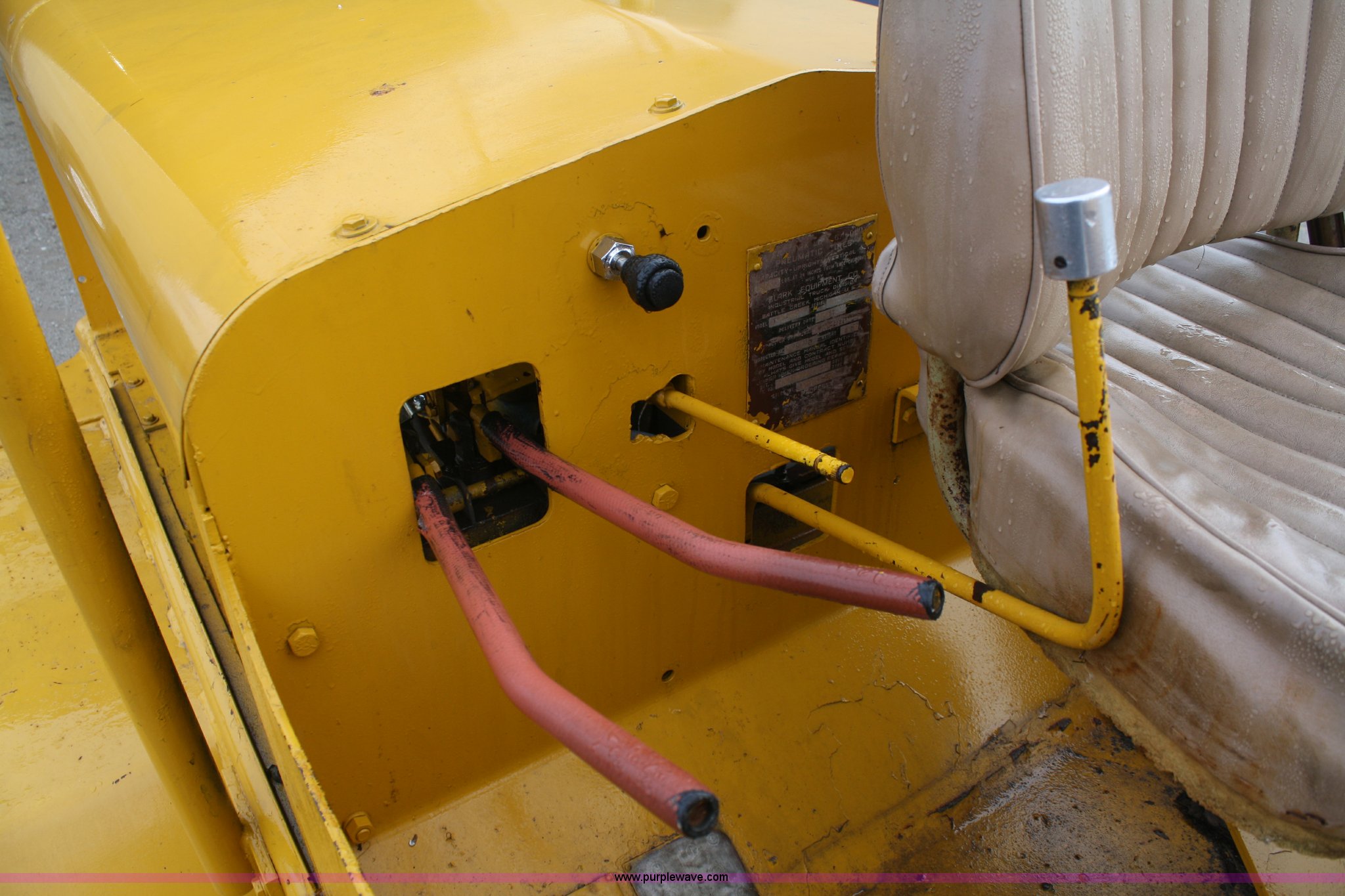 Clark Y150-CRS forklift in Marysville, MO | Item 4909 sold | Purple Wave