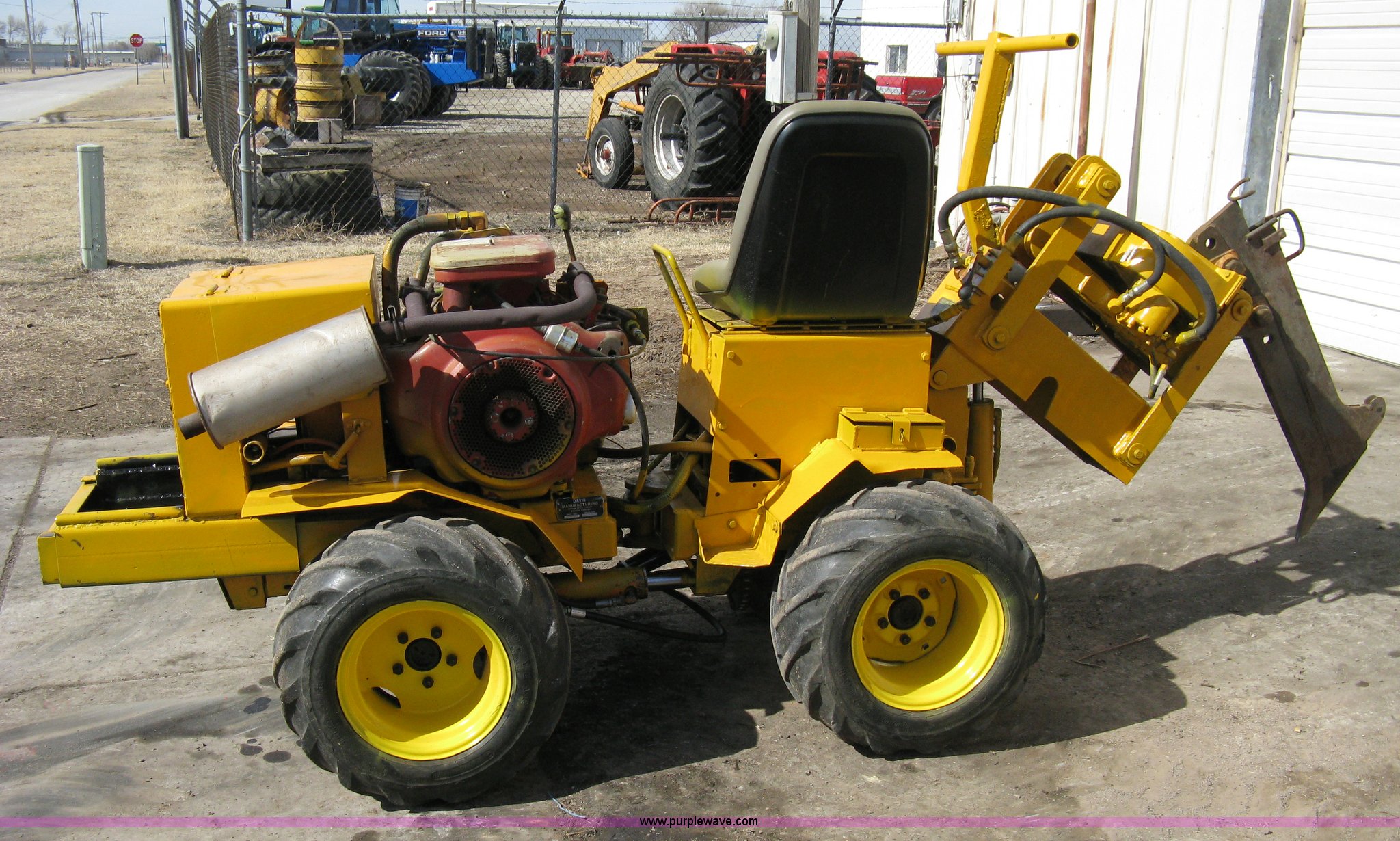 Davis mini sneaker in Wichita, KS | Item 8216 sold | Purple Wave