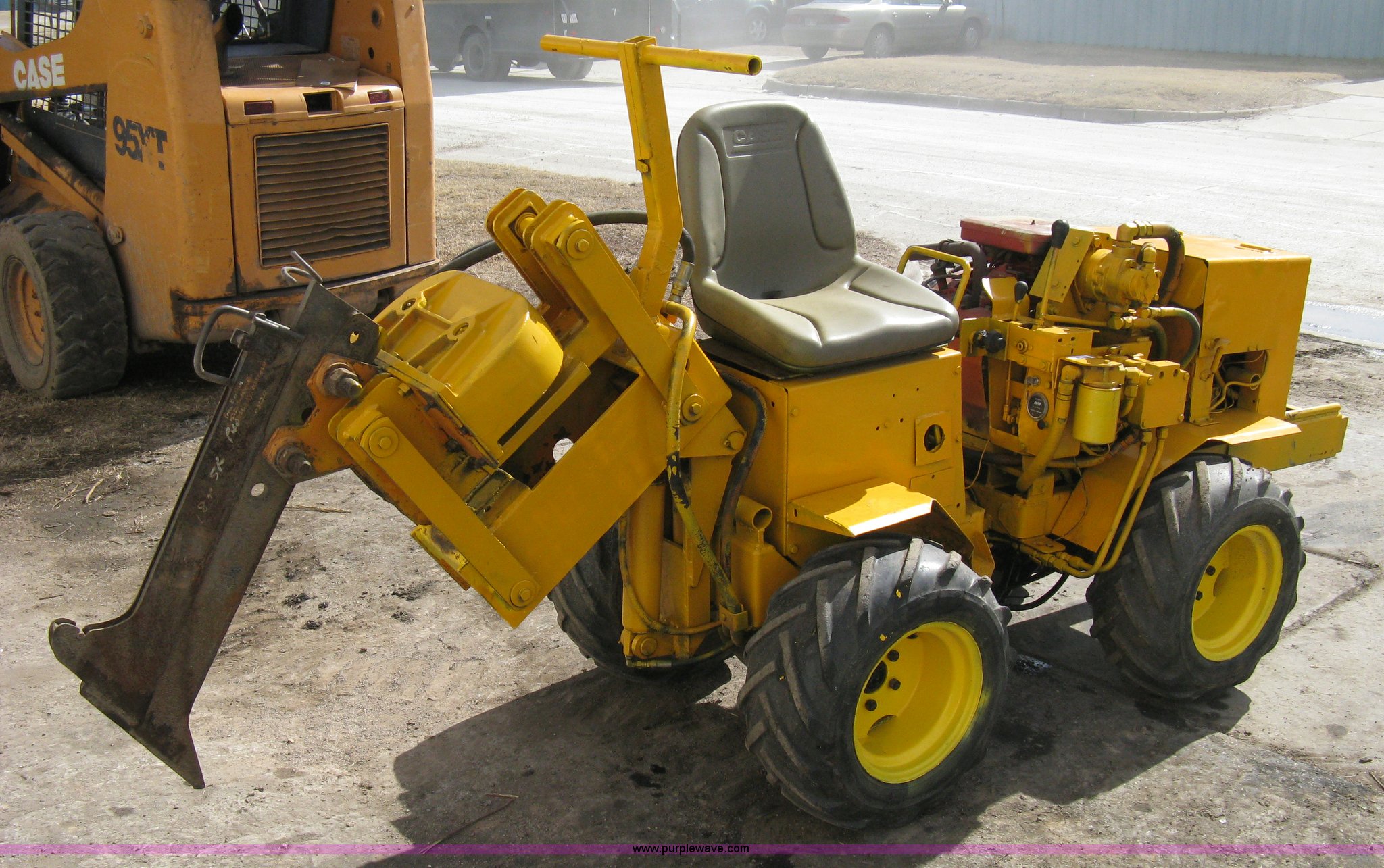 Davis mini sneaker in Wichita, KS | Item 8216 sold | Purple Wave