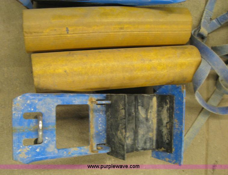 (2) Genie Glazier kits in Papillion, NE | Item 5137 sold | Purple Wave