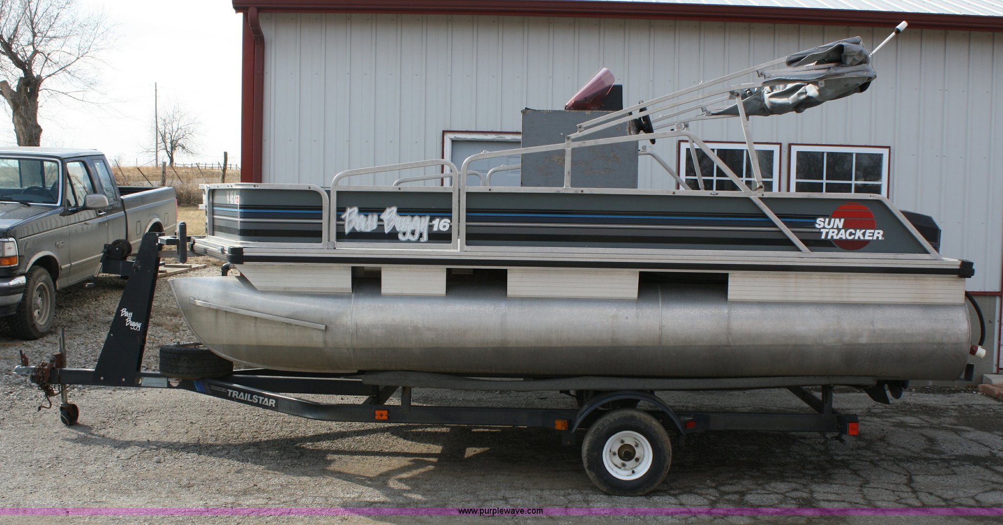 1991 Tracker Bass Buggy pontoon boat in Mclouth, KS | Item 4942 sold ...