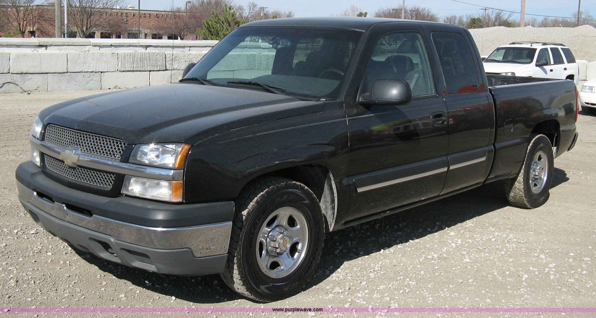 2003 Chevrolet Silverado C1500 extended cab pickup truck in Wichita, KS ...