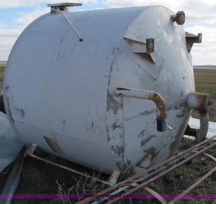Stainless steel liquid fertilizer mixer tank in Bennington, KS | Item ...