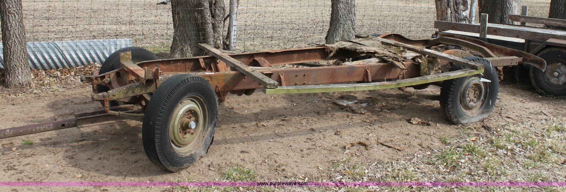 Square bale trailer in Wichita, KS | Item 6372 sold | Purple Wave