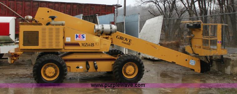 Grove MZ66B 4WD manlift in Kansas City, MO | Item 6365 sold | Purple Wave