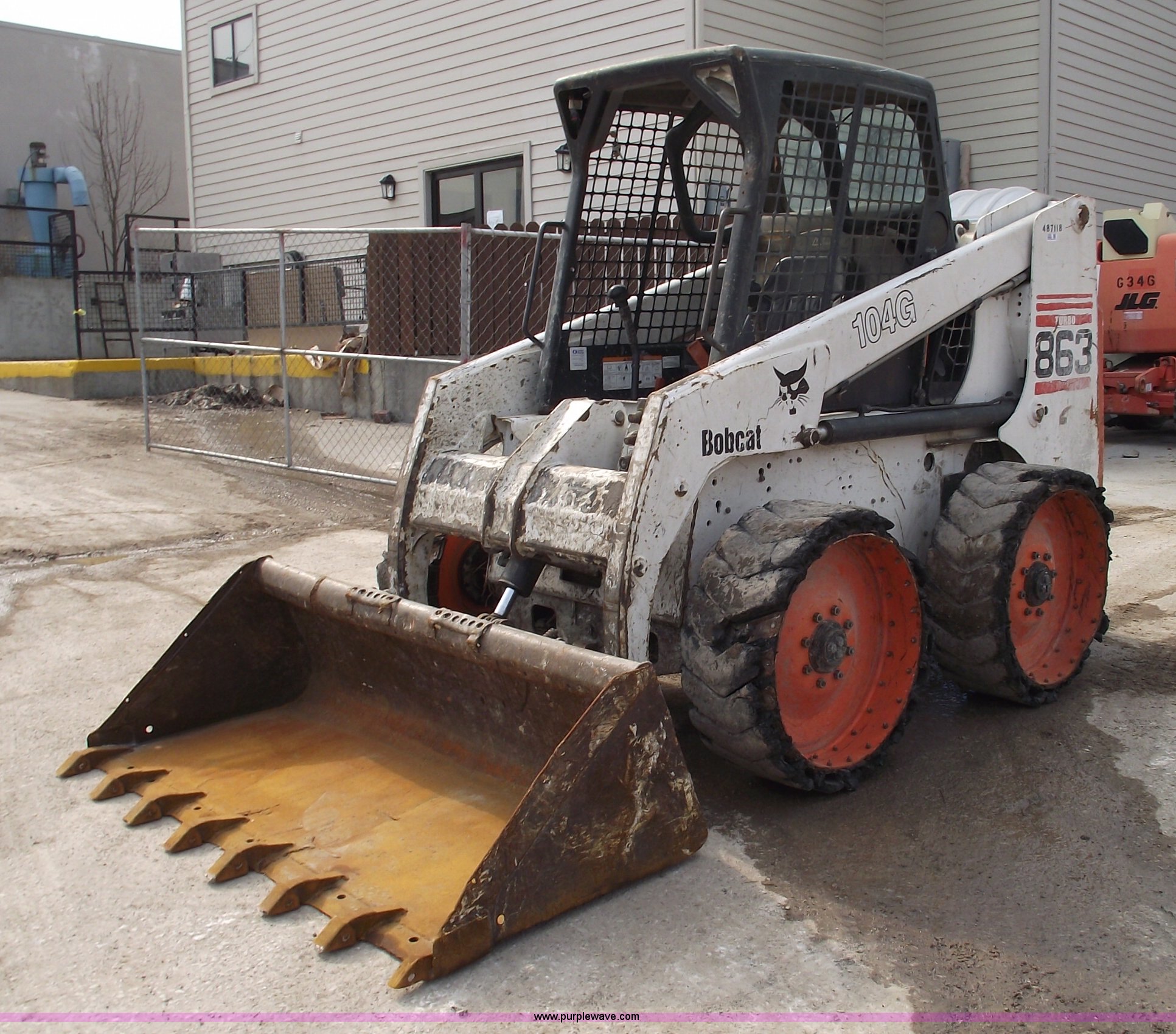 2003 Bobcat 863 skid steer in Kansas City, MO | Item 5558 sold | Purple ...
