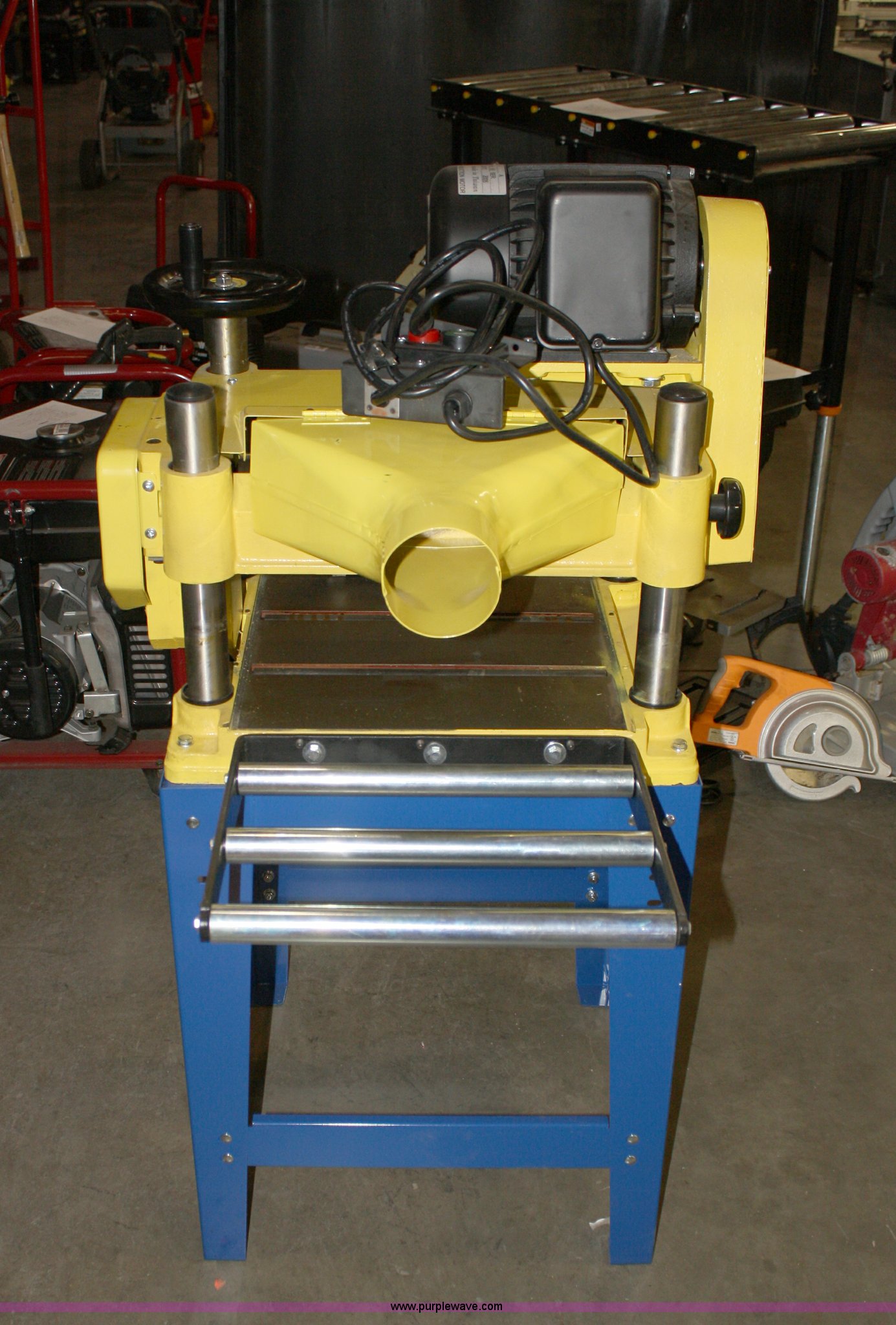 16" x 8" auto planar in Spring Hill, KS | Item 4803 sold | Purple Wave