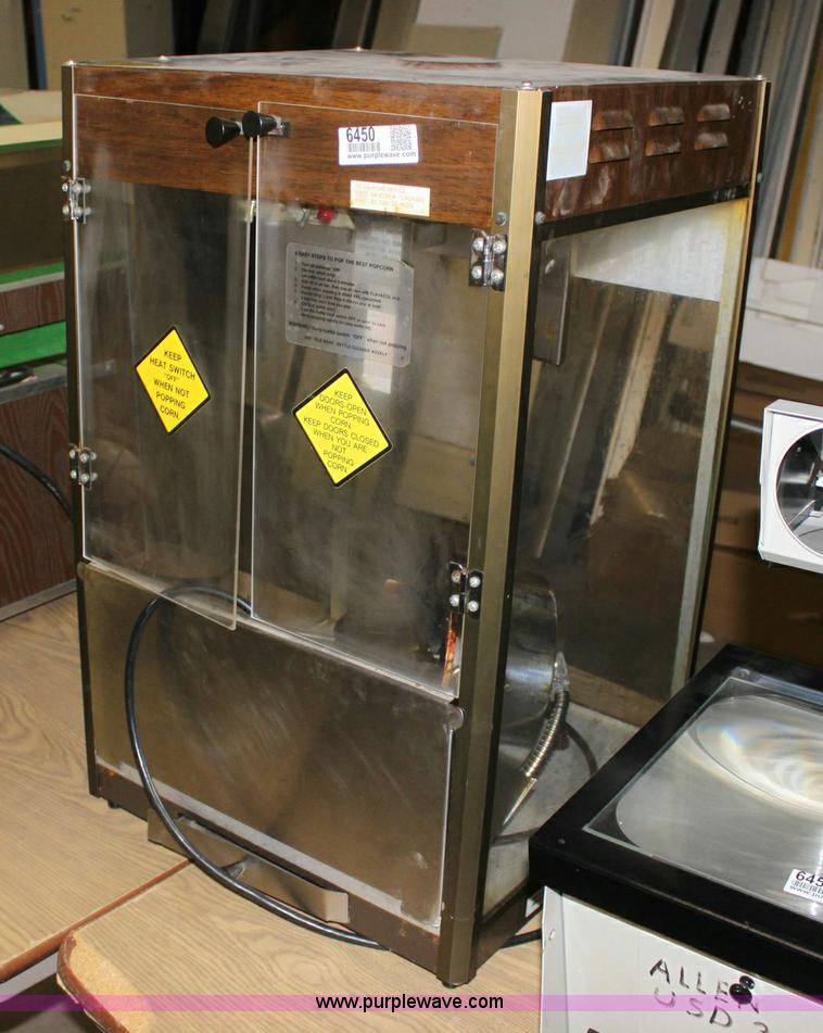 P60 popcorn machine in Hutchinson, KS | Item 6450 sold | Purple Wave