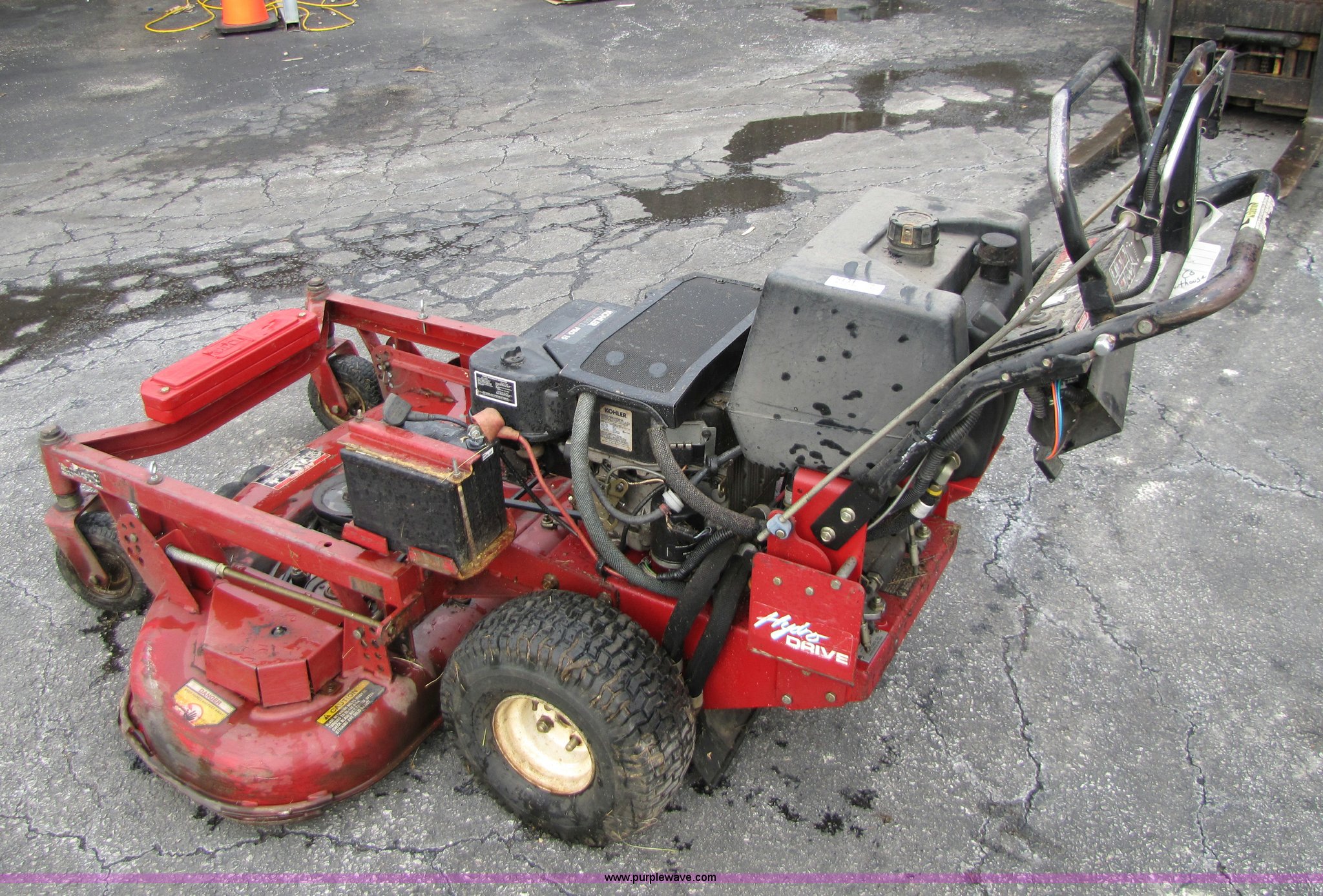 Toro Proline 30187 mower in Davenport, IA | Item 5131 sold | Purple Wave