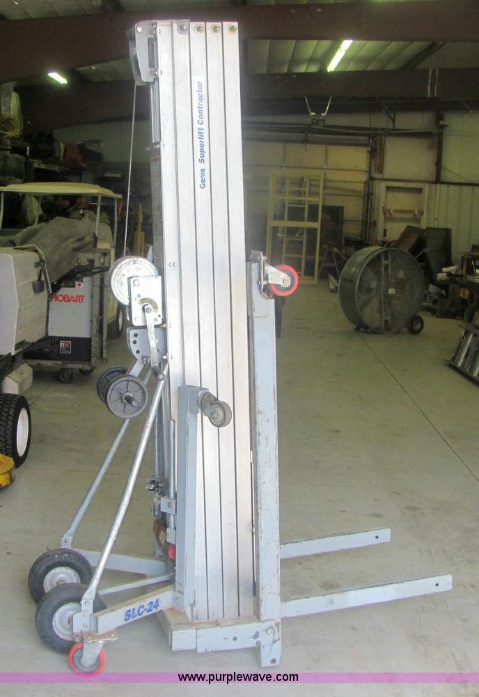 Genie SLC-24 Superlift Contractor material handler in Wichita, KS ...