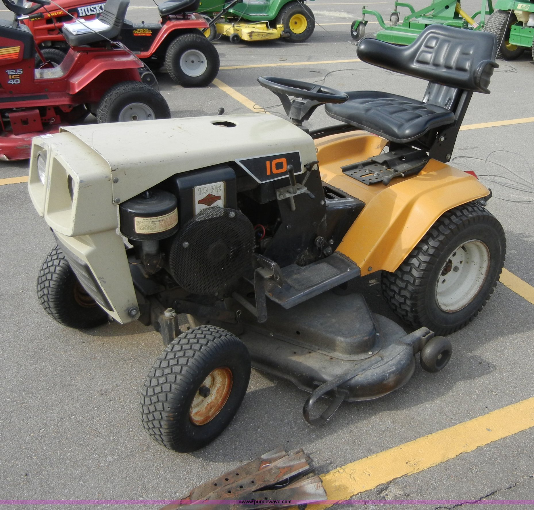 Montgomery Ward lawn tractor in Manhattan, KS | Item 2271 sold | Purple ...
