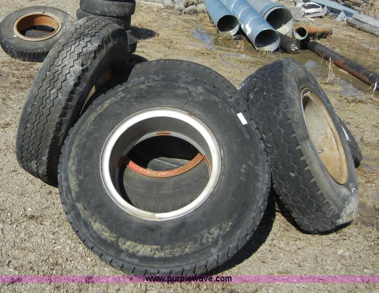 (19) assorted used tires in Tonganoxie, KS | Item 2164 sold | Purple Wave