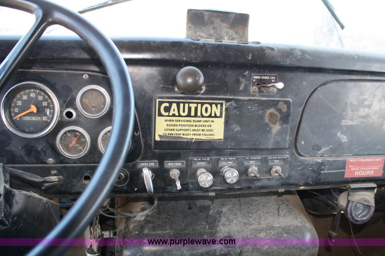1978 International Loadstar 1700 dump truck in Tonganoxie, KS | Item ...