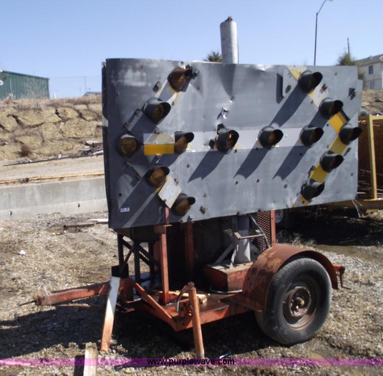Directional towable street sign in Tonganoxie, KS | Item 5588 sold ...