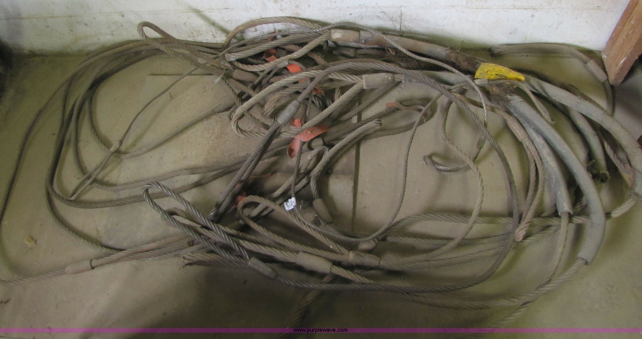 (10) steel cable chokers in Lindsborg, KS | Item 9755 sold | Purple Wave