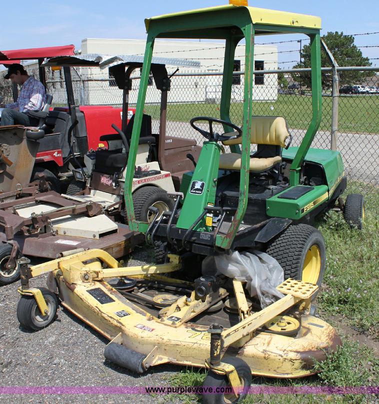 John Deere F915 riding lawn mower in Wichita, KS | Item 6254 sold ...