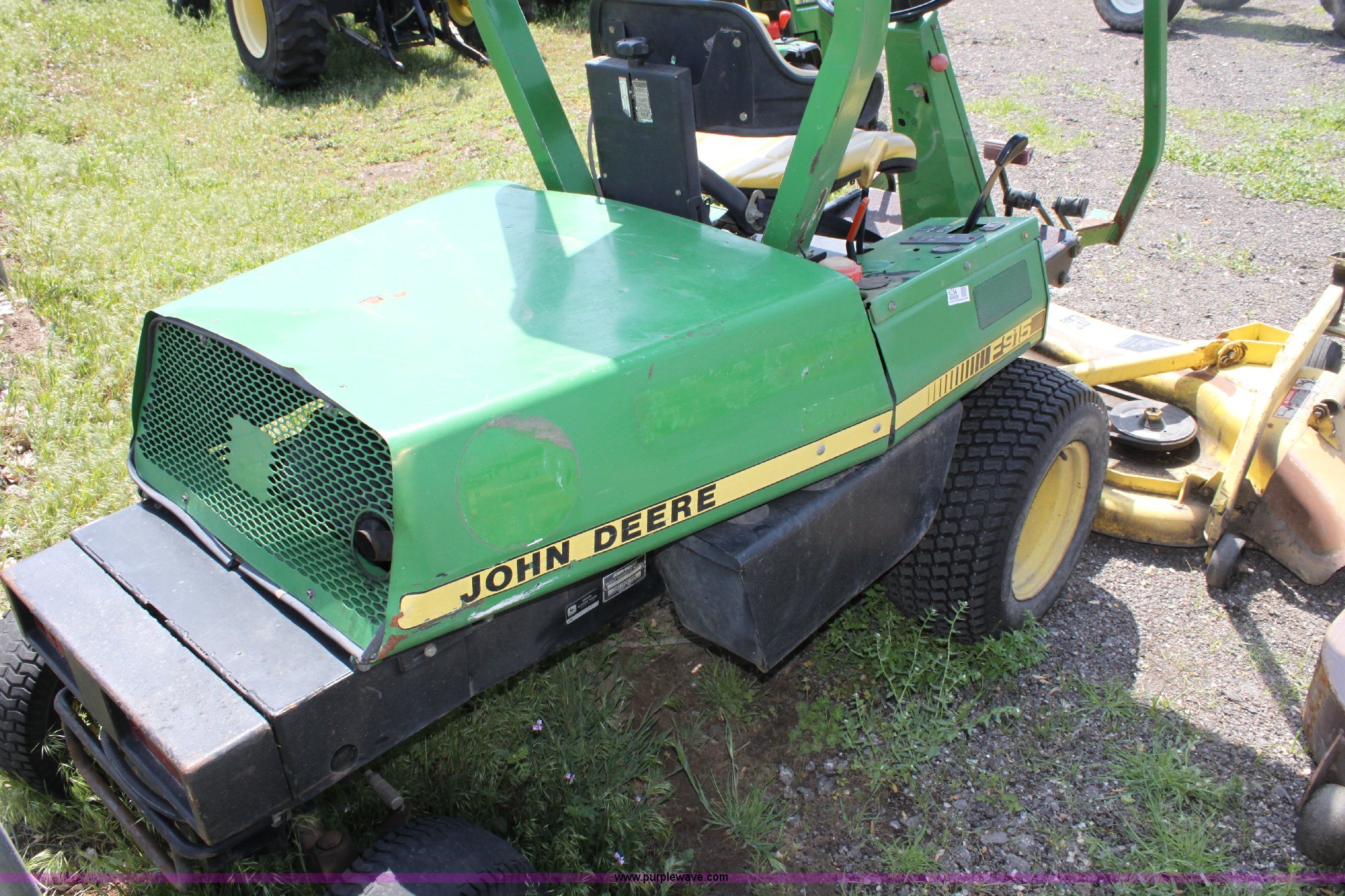 John Deere F915 riding lawn mower in Wichita, KS | Item 6254 sold ...