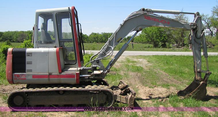 1998 Takeuchi TB045 excavator in Topeka, KS | Item 8247 sold | Purple Wave