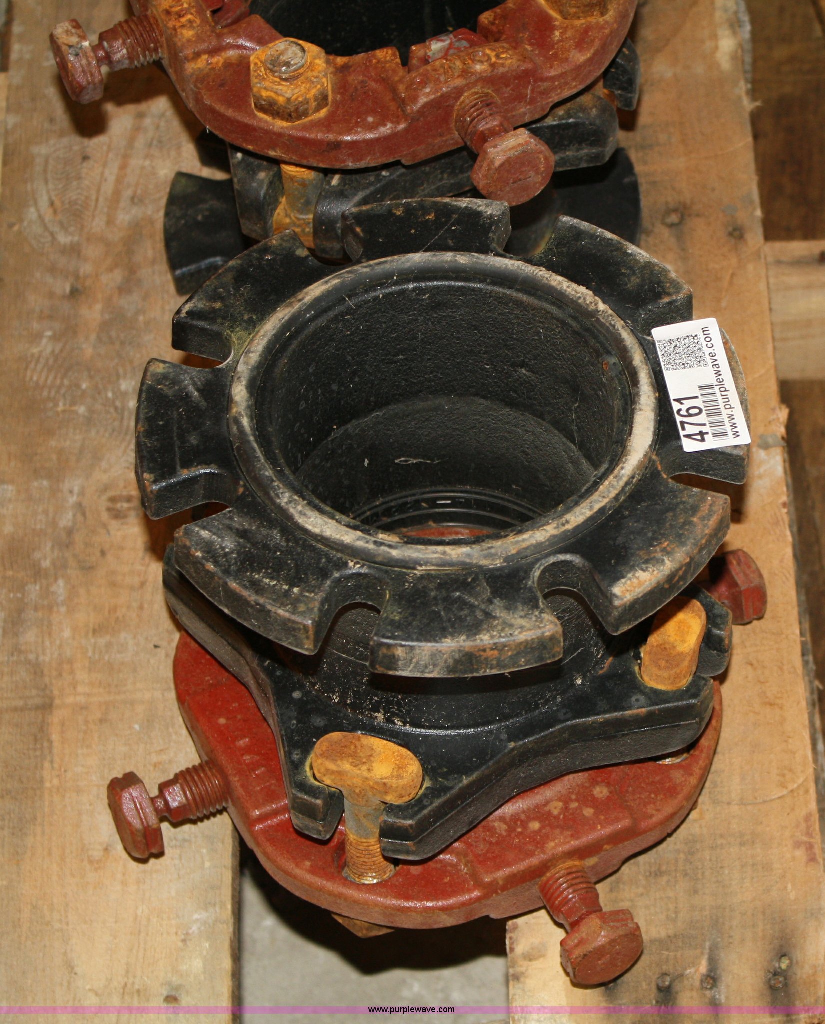 (4) 4" restraint joint fire hydrant adapters in Topeka, KS | Item 4761 ...