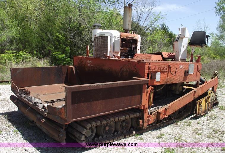 Blaw-Knox PF-500 asphalt paver in Independence, MO | Item 5536 sold ...