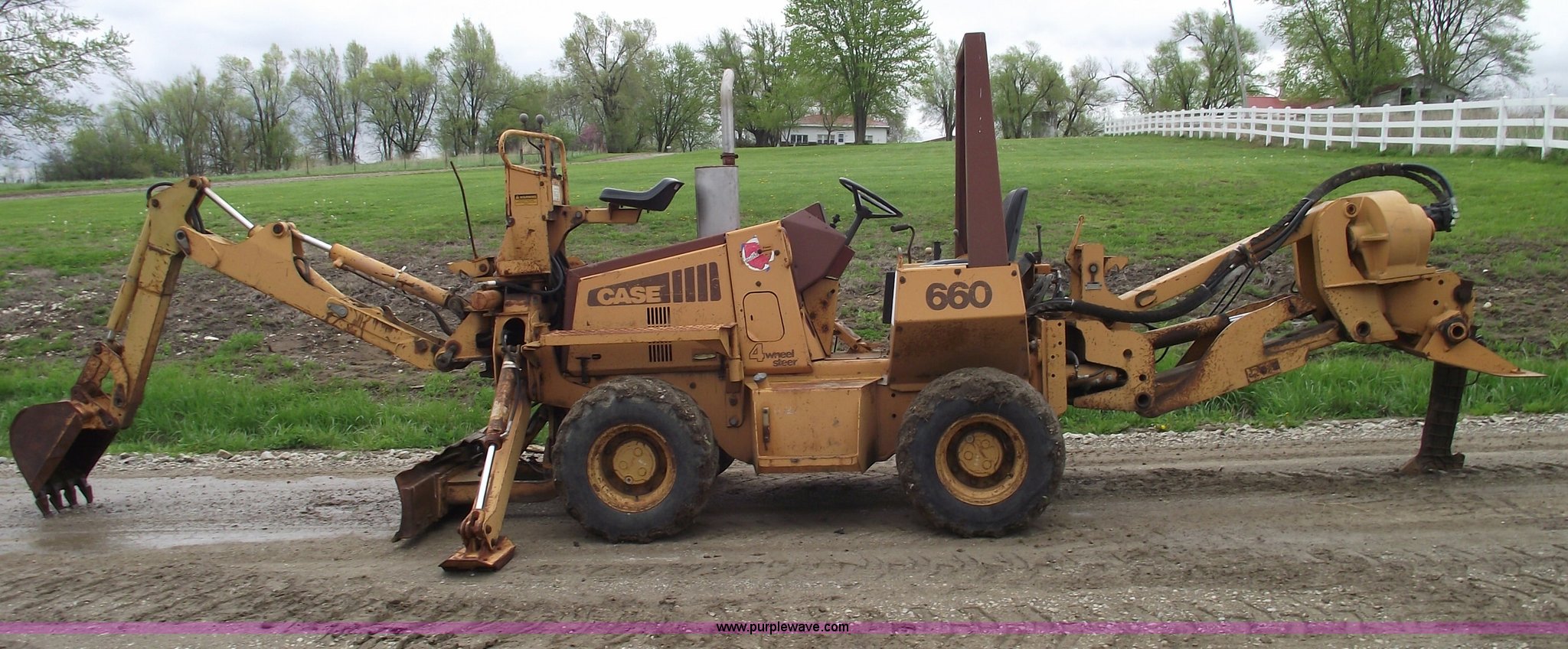 Case 660 hoe and offset cable plow in Gallatin, MO | Item 5437 sold ...
