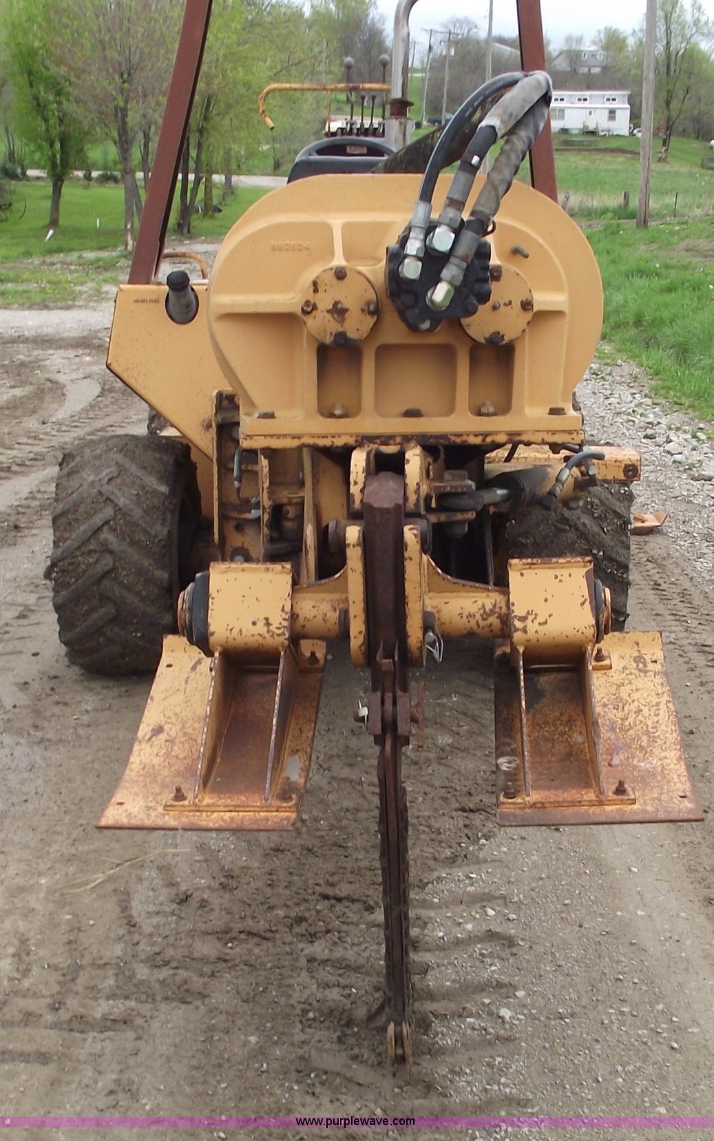 Case 660 hoe and offset cable plow in Gallatin, MO | Item 5437 sold ...