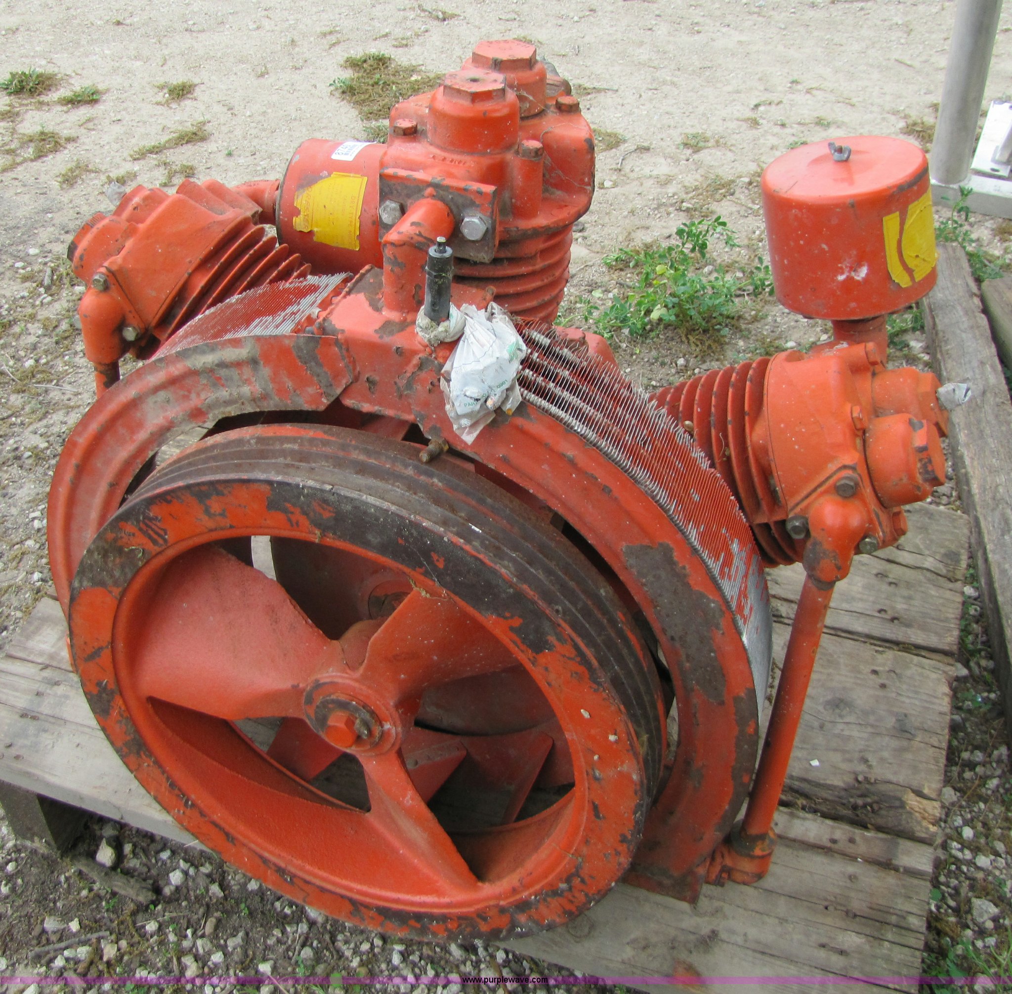 Dresser compressor in Manhattan, KS | Item 8740 sold | Purple Wave