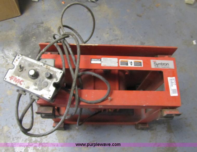 FMC Syntron VP61D1 vibrating table in Manhattan, KS | Item 8727 sold ...