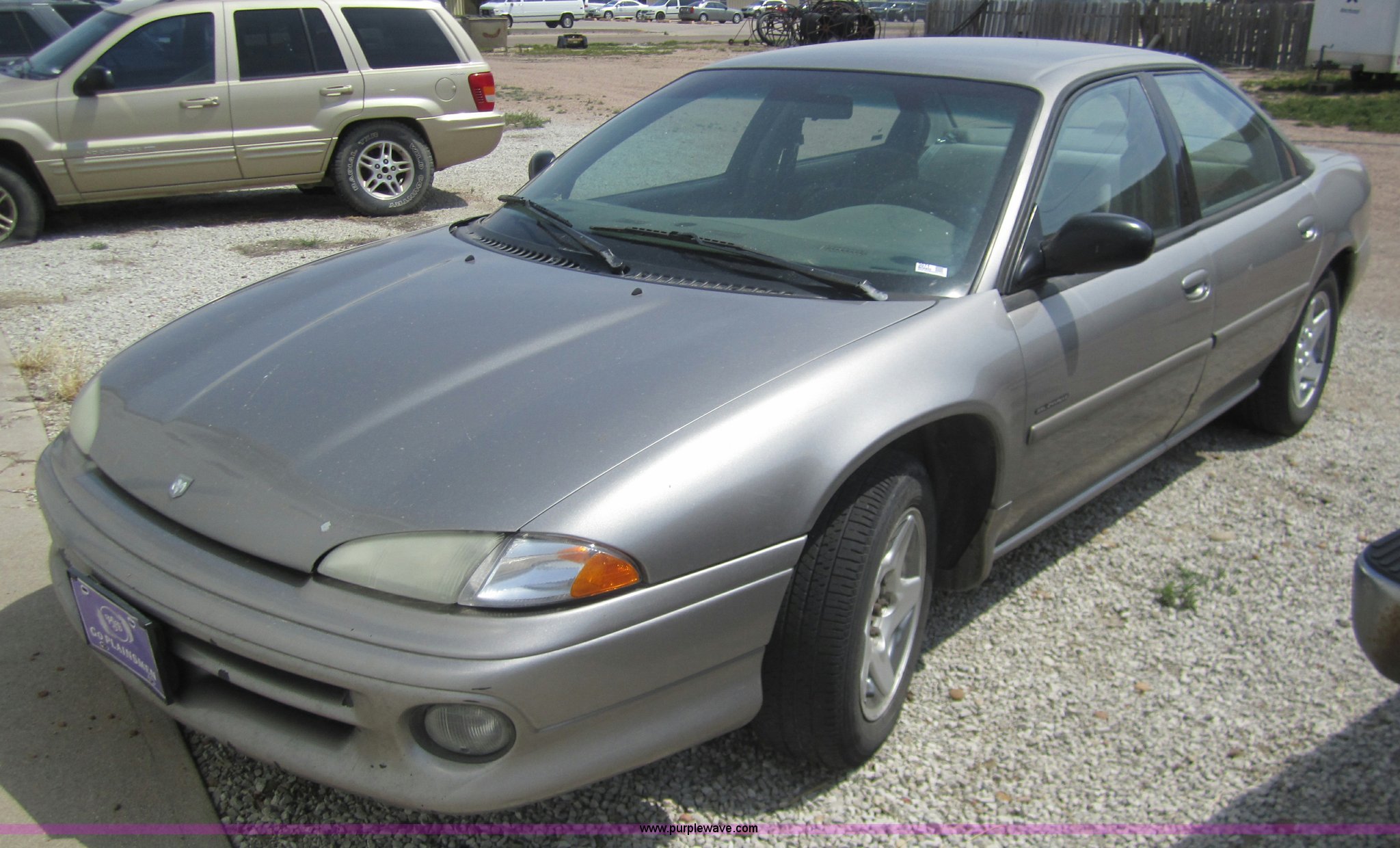 1996 Dodge Intrepid in Garden City, KS | Item 3071 sold | Purple Wave