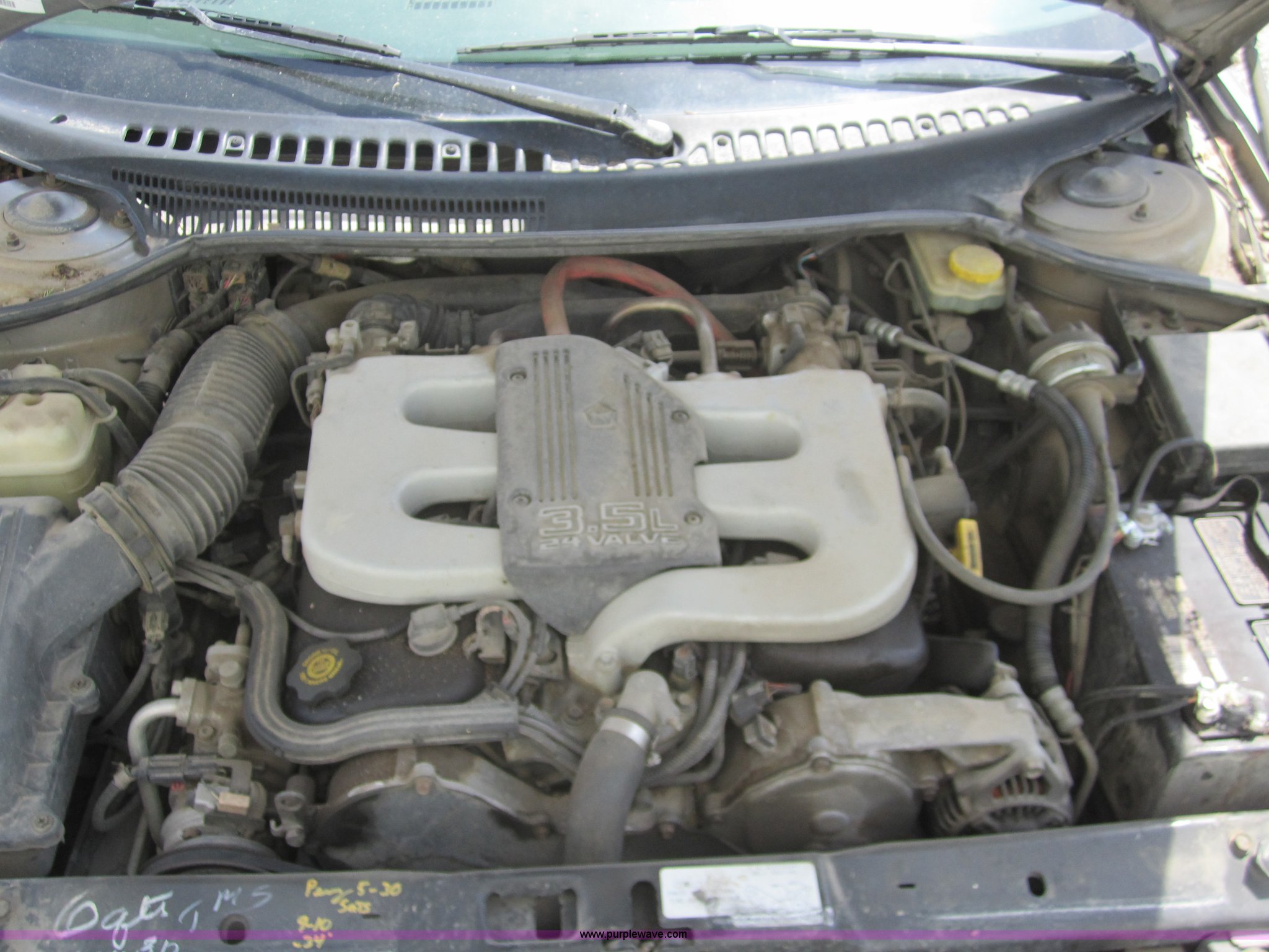 1996 Dodge Intrepid in Garden City, KS | Item 3071 sold | Purple Wave