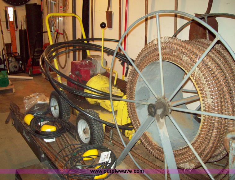 Electric Eel 325 sewer line rodding machine in South Hutchinson, KS ...