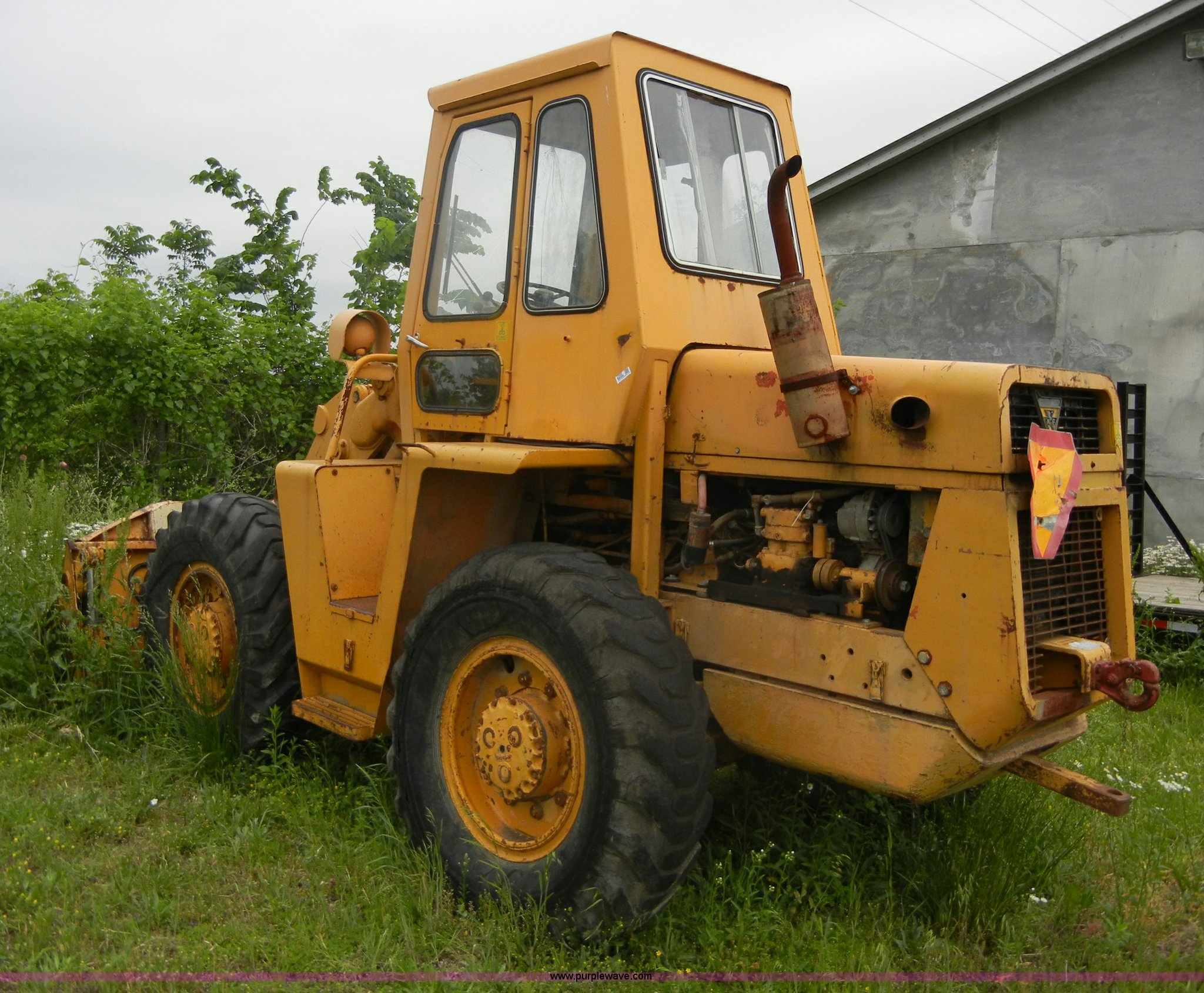 1973 Massey Ferguson Mf33 Wheel Loader In Osawatomie Ks Item 2300 Sold Purple Wave
