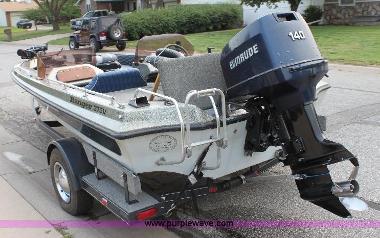 1989 Ranger 375V 17' bass boat in Wichita, KS | Item 6104 sold | Purple ...