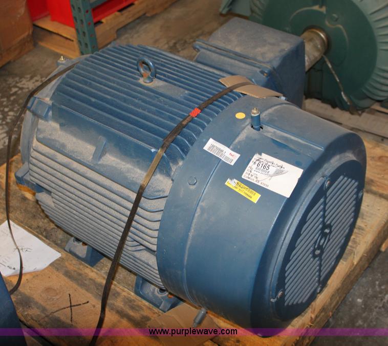 Siemens 40 HP electric motor in Colwich, KS | Item 6165 sold | Purple Wave