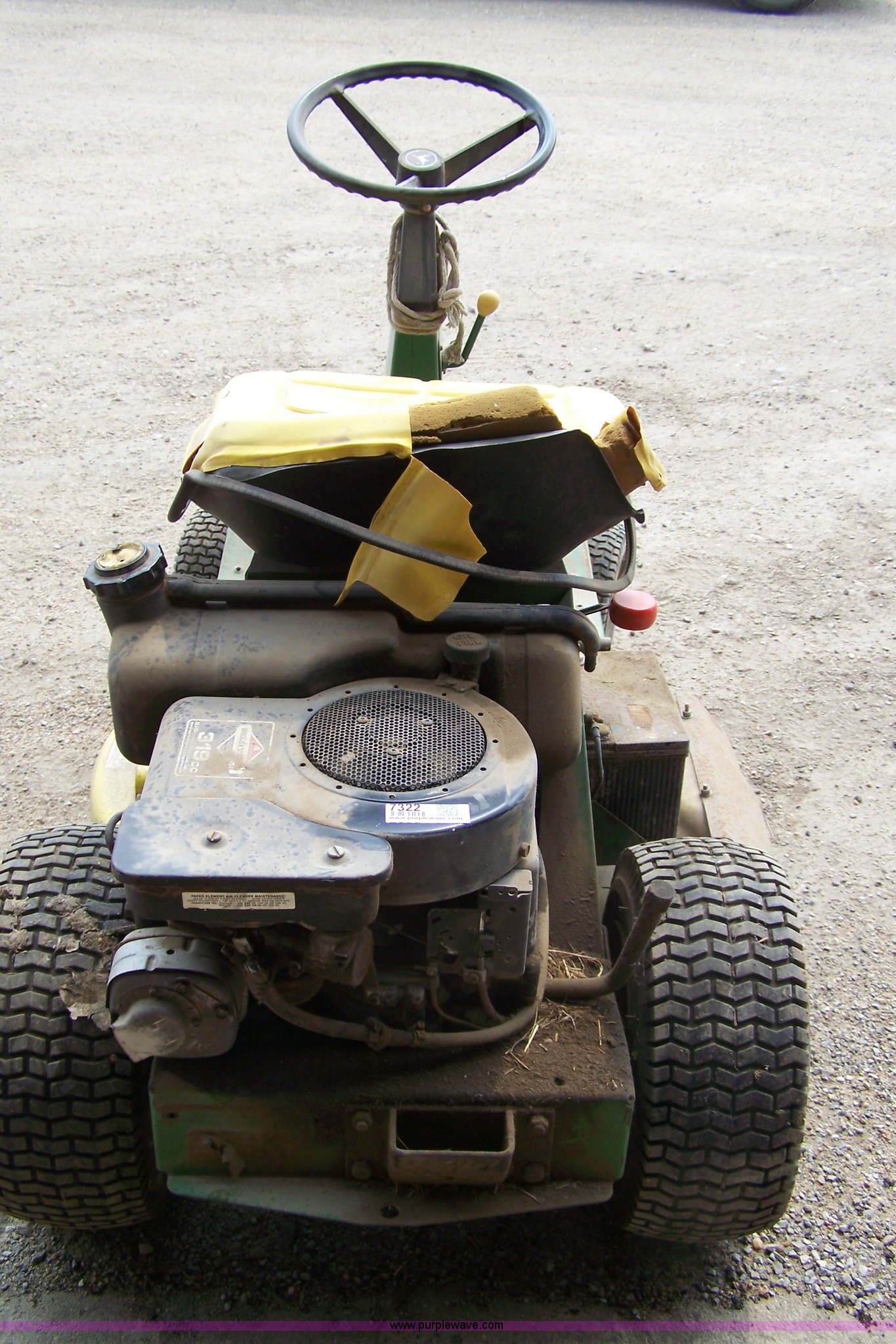 John Deere R72 lawn mower in La Crosse, KS | Item 7322 sold | Purple Wave