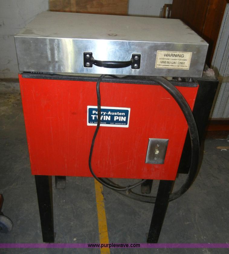 Perry-Austen twin pin bowling pin washer in Fort Riley, KS | Item A9200 ...