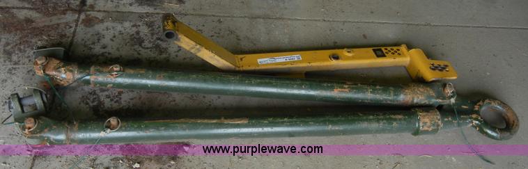 5' pintle hitch tow dolly in Fort Riley, KS | Item A9287 sold | Purple Wave